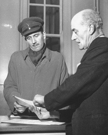 April 1946 Chief Inspector Metropolitan Police Editorial Stock Photo ...