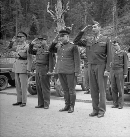 250 General mark clark Stock Pictures, Editorial Images and Stock ...