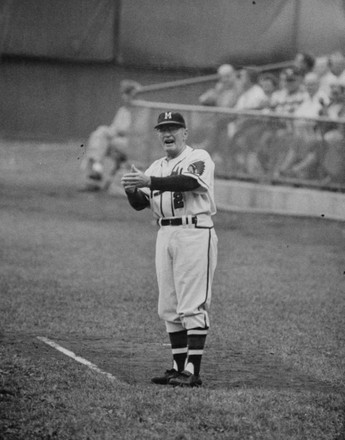 Milwaukee Braves Manager Fred Haney R Editorial Stock Photo - Stock ...
