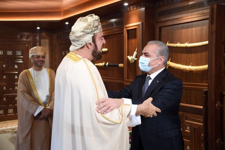 Palestinian Prime Minister Mohammad Ishtayeh Meets Redakčních stock ...