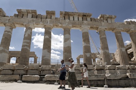 Tourist Walk Front Ancient Temple Parthenon Editorial Stock Photo ...