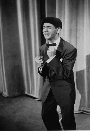 obituary - hogan's heroes actor robert clary Stock Photos (Exclusive ...