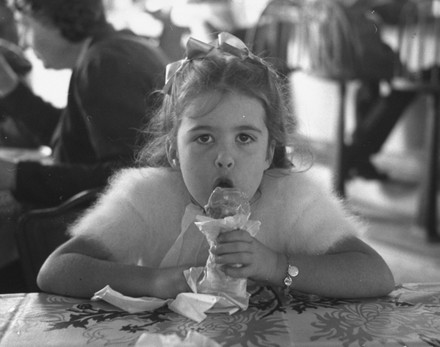 Joan Bennetts Daughter Melinda Eating Ice Editorial Stock Photo - Stock ...