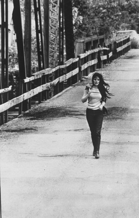 Songwritersinger Bobbie Gentry Crossing Tallahatchie Bridge Editorial ...
