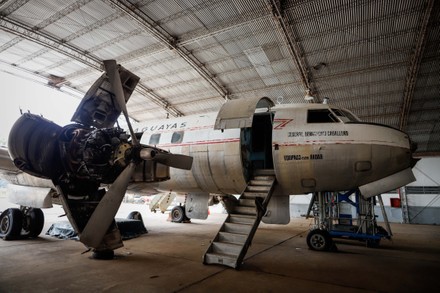 General View Aircraft Convair Cv240 Hangar Editorial Stock Photo ...