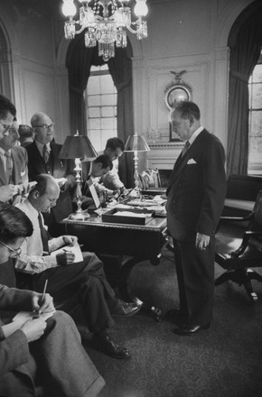 Mayor Vincent R Impellitteri Conferring Others Editorial Stock Photo ...