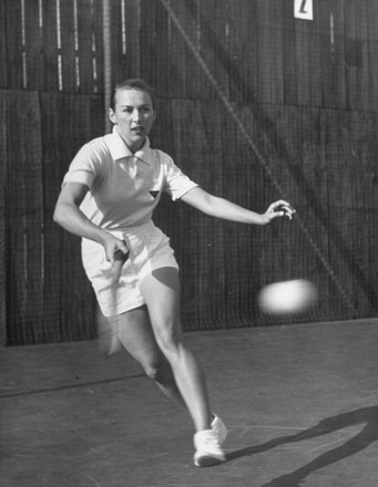 49 Gertrude moran Stock Pictures, Editorial Images and Stock Photos ...