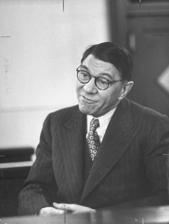 Editor New Yorker Harold Ross Speaking Editorial Stock Photo - Stock ...