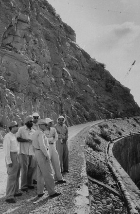 Engineer Superintendent Indian Bhakra Dam Construction Editorial Stock ...