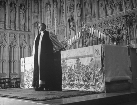Bishop Angus Dun Standing National Cathedral Editorial Stock Photo ...