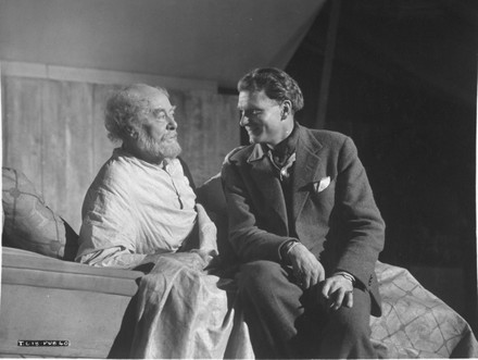Actordirector Laurence Olivier R Seated Actor Editorial Stock Photo ...