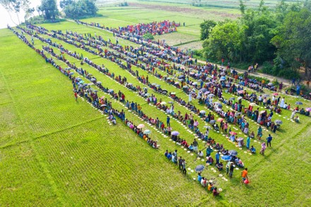 Three Thousand People Form Lines They Editorial Stock Photo - Stock ...
