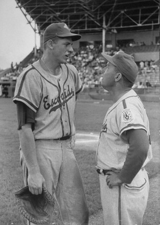 Baseball Player Frank Howard L Talking Editorial Stock Photo - Stock ...