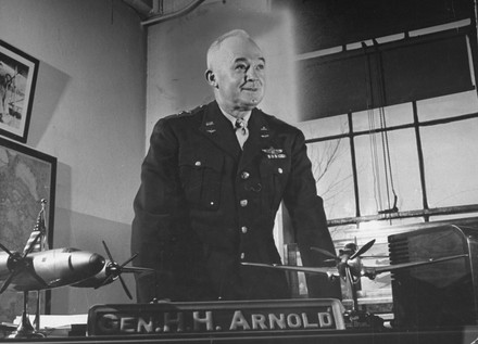 20 General henry h arnold Stock Pictures, Editorial Images and Stock ...