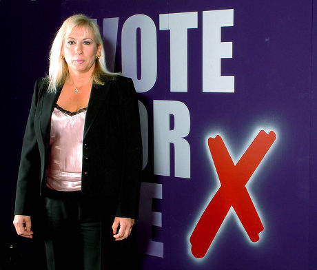 Pictured Contestant Amanda Solloway Editorial Stock Photo - Stock Image ...