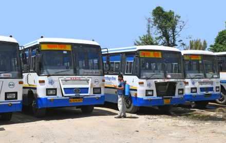 Worker Sanitize Bus Roadways Bus Depot Editorial Stock Photo - Stock ...