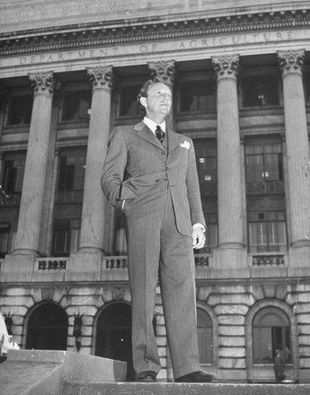 Charles Luckman On Steps Department Agriculture Editorial Stock Photo ...