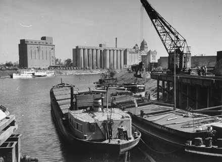 Circa 1945 Dockside Crane Unloading Grain Editorial Stock Photo - Stock ...