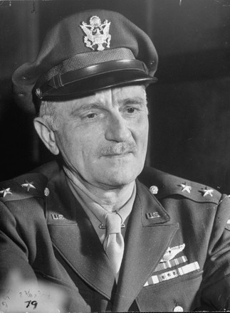 13 Lieutenant general spaatz Stock Pictures, Editorial Images and Stock ...