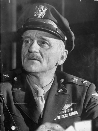 13 Lieutenant general spaatz Stock Pictures, Editorial Images and Stock ...