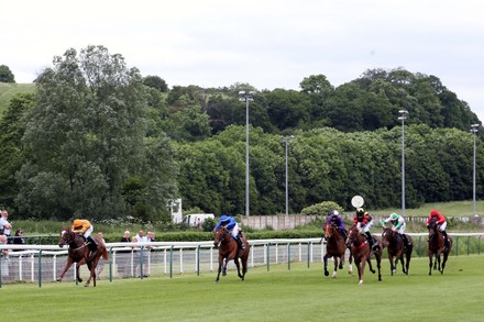 Horse racing, Nottingham Races - 10 Jun 2021 Stock Pictures, Editorial ...