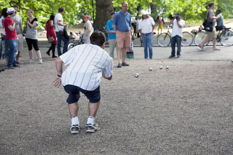 28 Boules player Stock Pictures, Editorial Images and Stock Photos ...