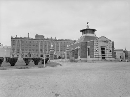 1 Stateville prison building Stock Pictures, Editorial Images and Stock ...