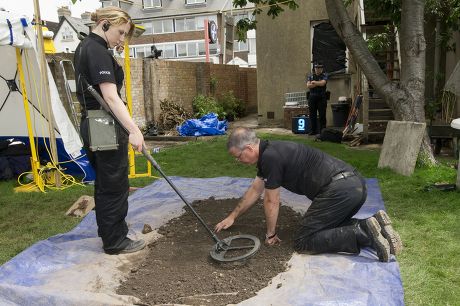 Police Officers Search Former Home Convicted Editorial Stock Photo ...