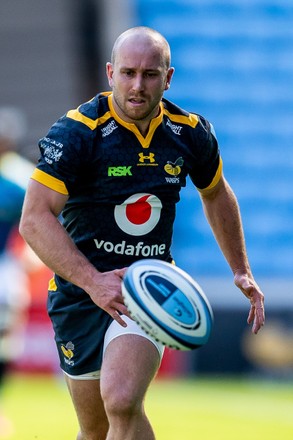 Dan Robson Wasps Rugby Gathers Ball Editorial Stock Photo - Stock Image ...
