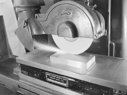 30 Mechanical cutting tool Stock Pictures, Editorial Images and Stock ...