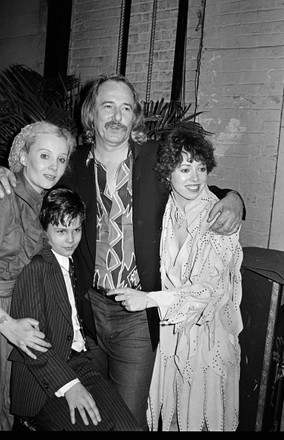 __COUNT__ John Phillips wife Genevieve, son Tamerlane and daughter ...