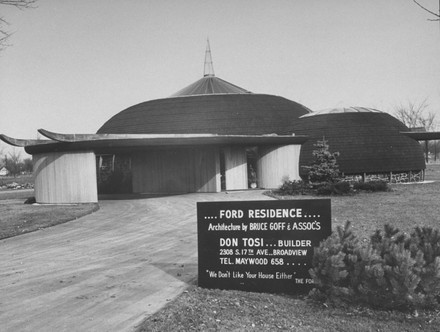 Exterior View Van Sickle Ford Home Editorial Stock Photo - Stock Image ...