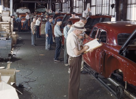 15 Labor intensive production line Stock Pictures, Editorial Images and ...
