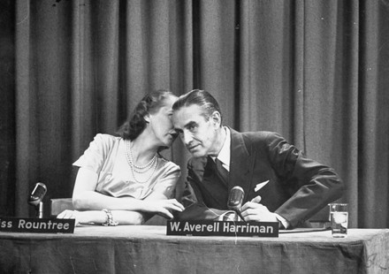 Martha Rountree L Listening Discussion Guest Editorial Stock Photo ...