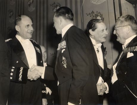 250 General ridgway Stock Pictures, Editorial Images and Stock Photos ...