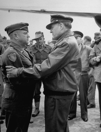 6 Lt general walton h walker Stock Pictures, Editorial Images and Stock ...