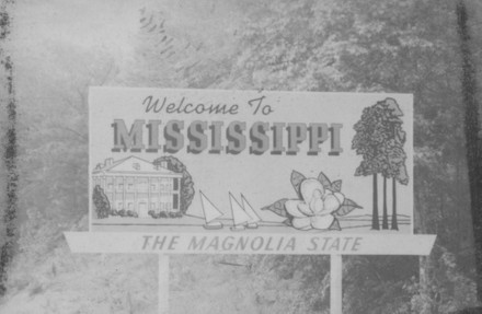 Sign Board Showing Welcome Mississippi Sign Editorial Stock Photo ...