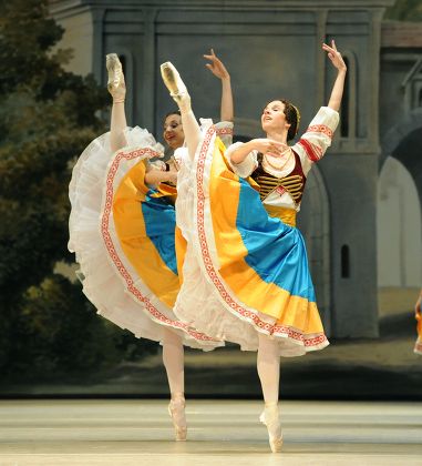 «Natalia Osipova Coppelia» — редакционная стоковая фотография ...