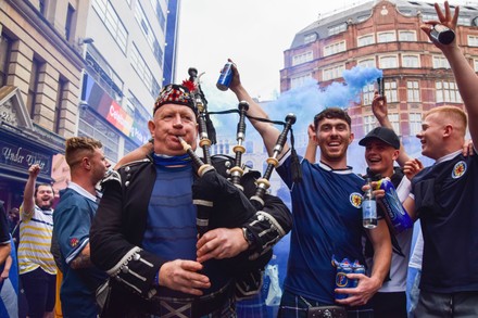 Euro 2020 Scotland supporters in London, UK - 18 Jun 2021 Stock ...