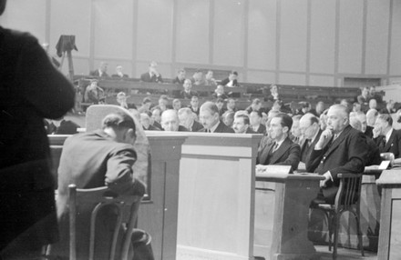 Nazi Propaganda Minister Joseph Goebbels Sitting - Foto de stock de ...