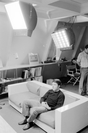 Actor Dustin Hoffman Sitting On Couch Editorial Stock Photo - Stock ...
