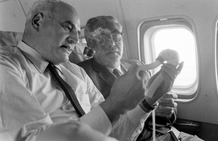 On Airplane American Sibling Cardiac Surgeons Editorial Stock Photo ...