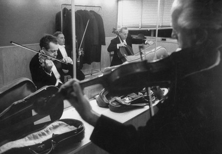 Boris Kroyt;Joseph Roisman;Alexander Schneider;Mischa Schneider ...