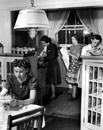 2,000 1930s students Stock Pictures, Editorial Images and Stock Photos ...