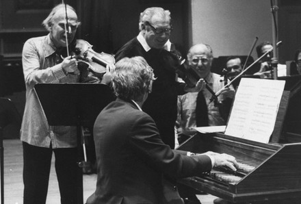 250 Isaac stern Stock Pictures, Editorial Images and Stock Photos ...