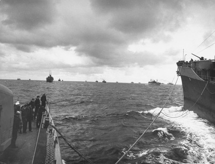 36 Ships refueling Stock Pictures, Editorial Images and Stock Photos ...