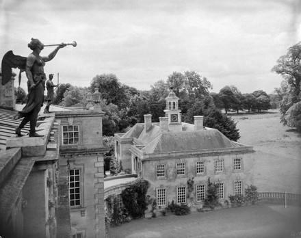 View Roof House Estate Grounds Ditchley Editorial Stock Photo - Stock ...
