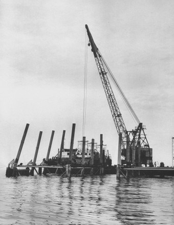 Derrick Being Used Hoist Platforms Alongside Editorial Stock Photo ...