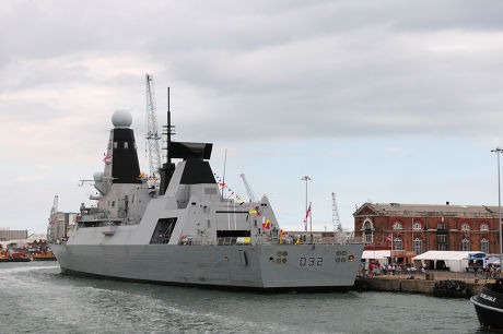 250 British naval boats Stock Pictures, Editorial Images and Stock ...