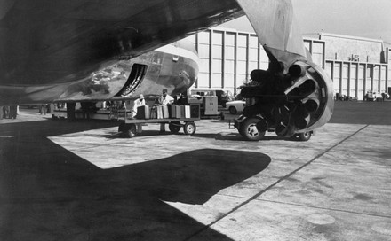 250 1950s jets Stock Pictures, Editorial Images and Stock Photos ...